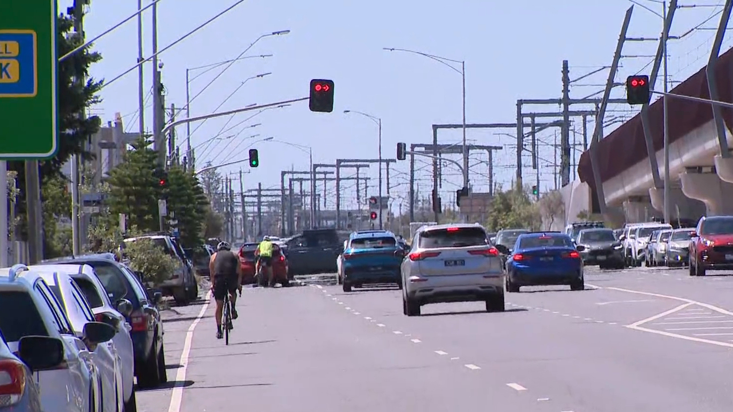 Two cyclists seriously injured in hit-run collision Two cyclists seriously injured in hit-run collision