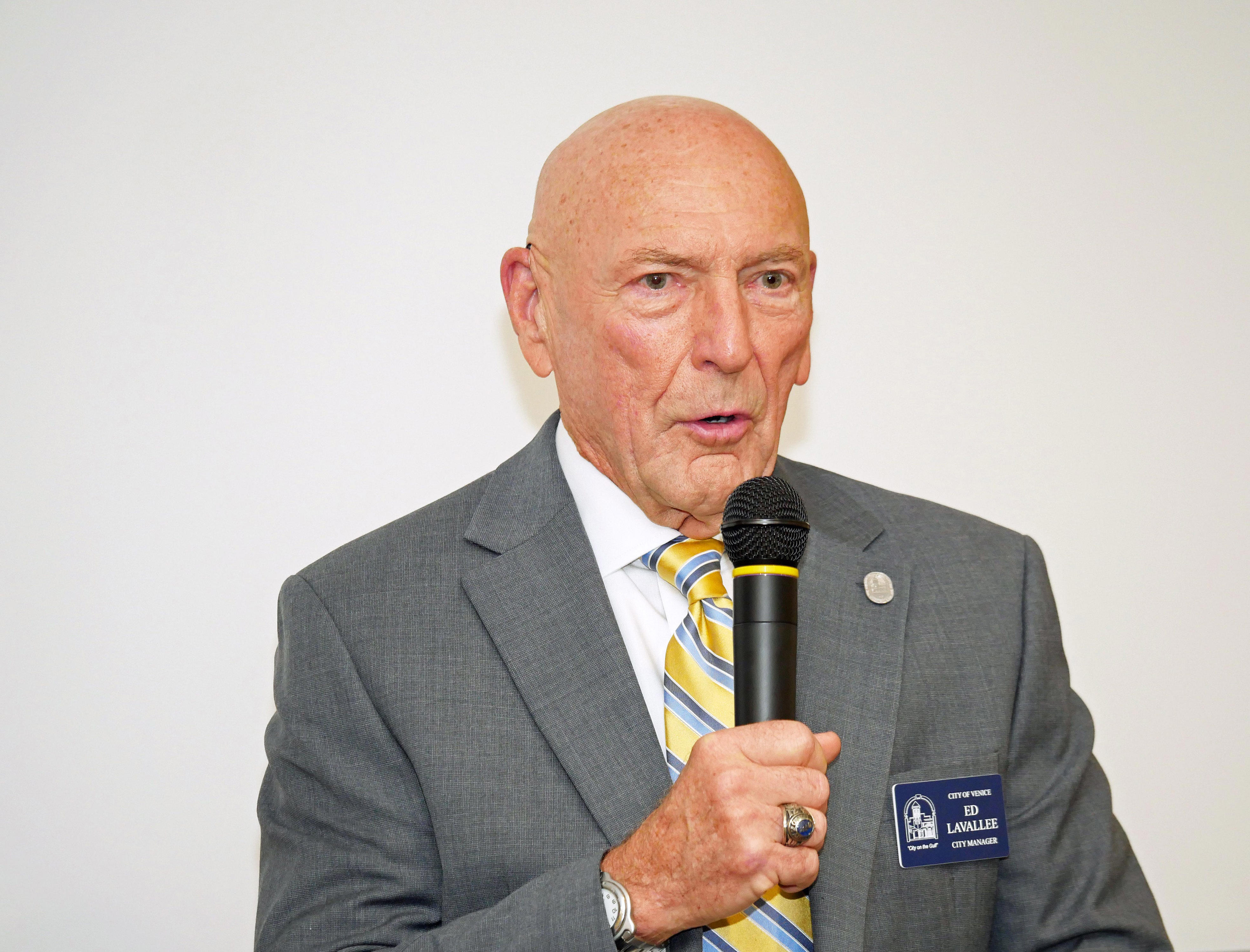 Venice city manager announces plan to retire in July 2025