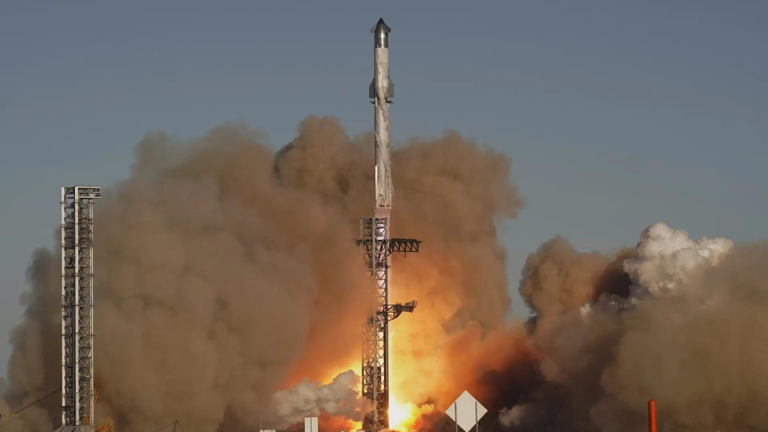 FAA grounds SpaceX Starship after explosion, orders 'mishap investigation' FAA grounds SpaceX Starship after explosion, orders 'mishap investigation'