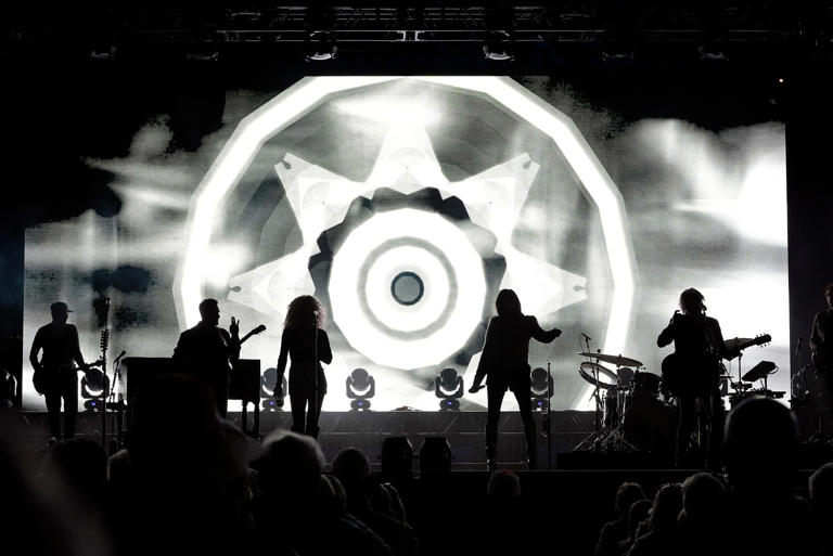 Little Big Town delivers soulful performance at American Express ...