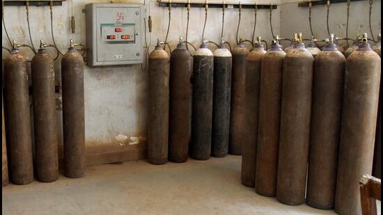 One dead, another injured in oxygen cylinder explosion near Patna hospital