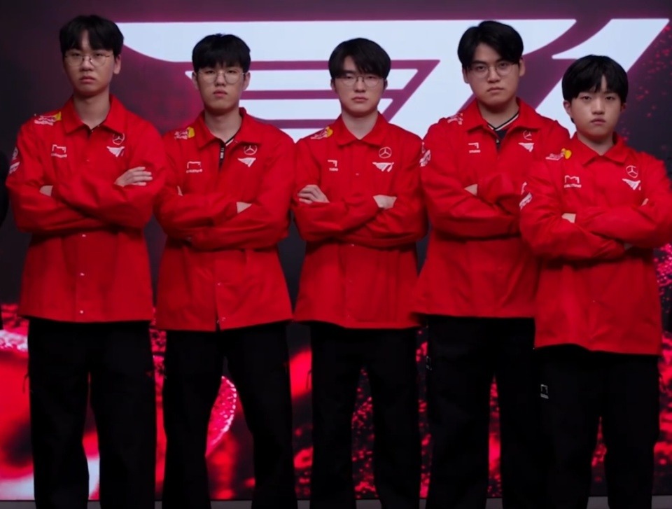 LOL：世界冠军T1新赛季首秀！爆冷不敌DK！