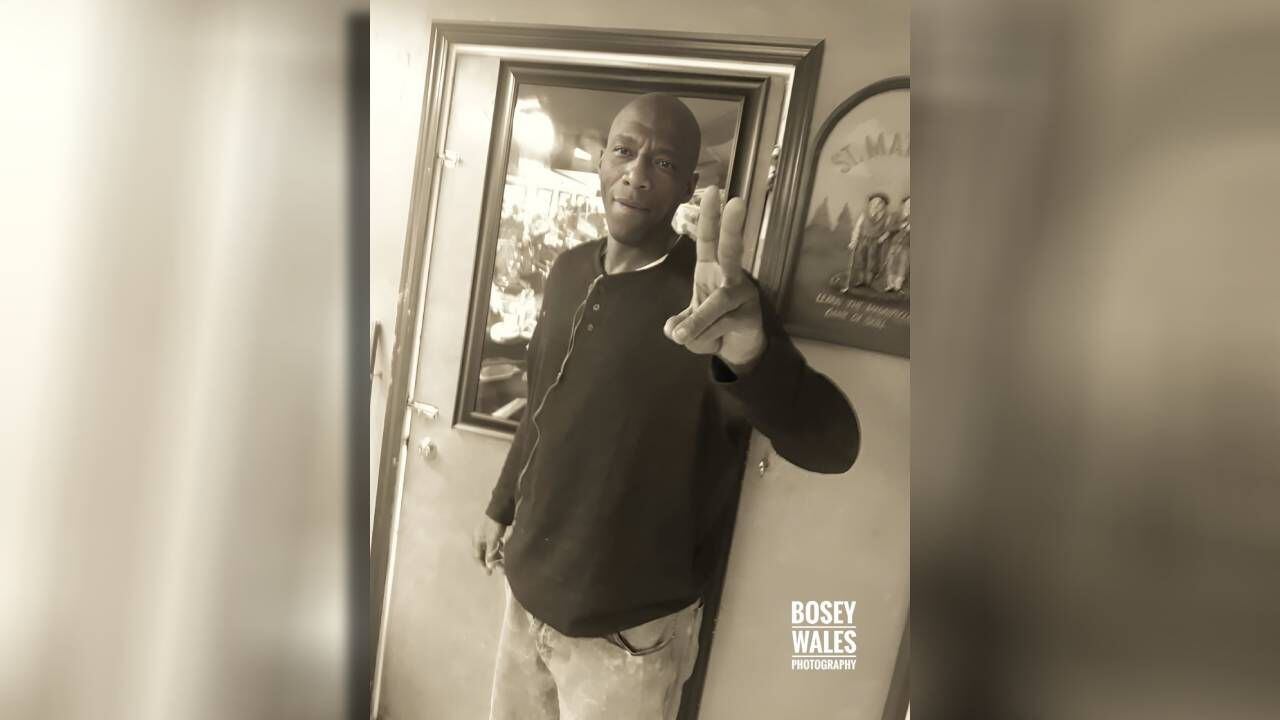 ‘Mr. Mayor, we need help’; Innocent man dead after shootout in ...