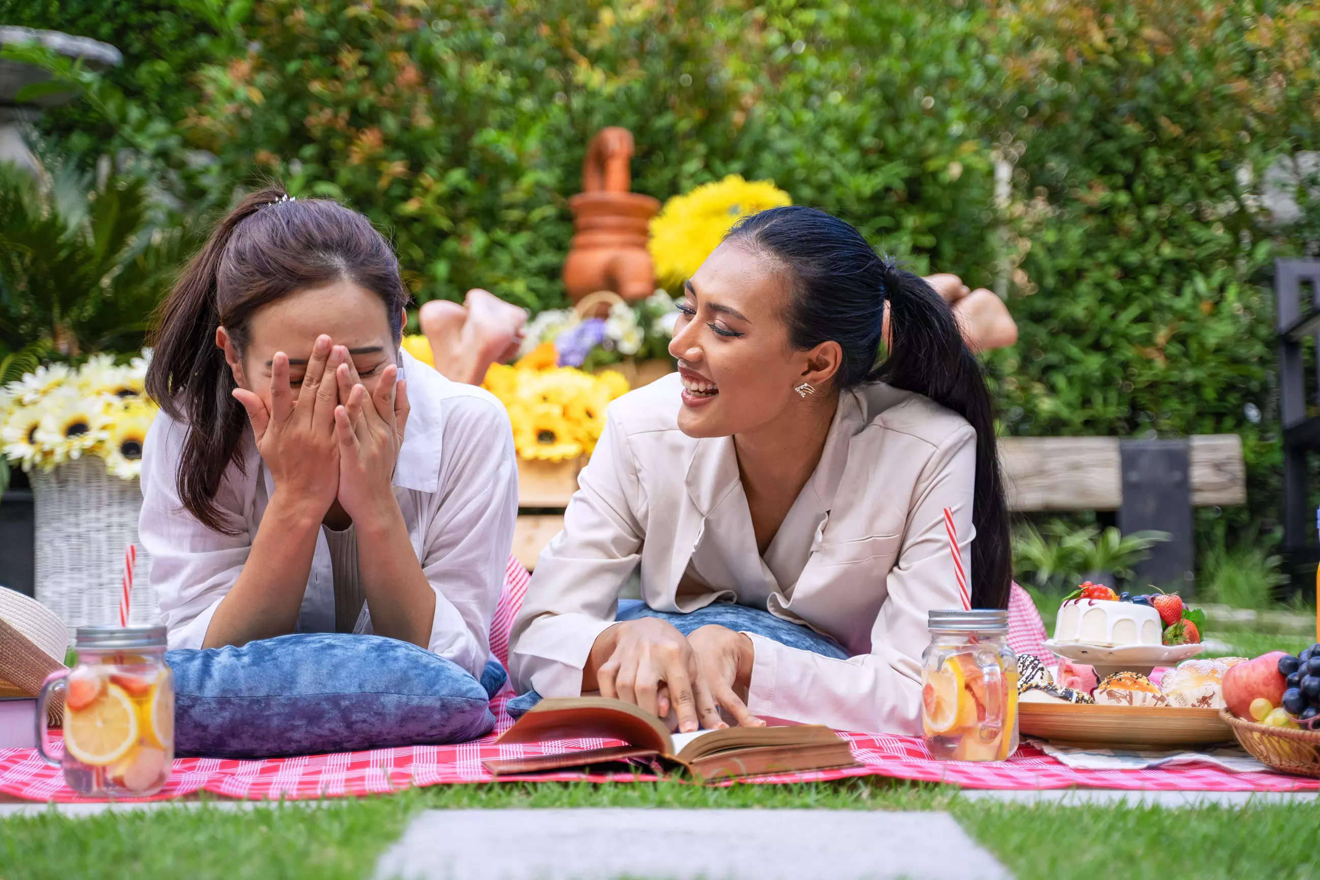 All that you need to host your own reading party