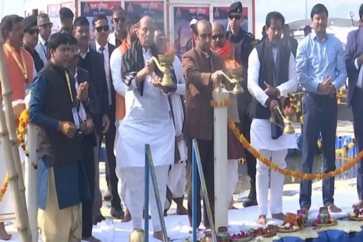 Fortunate to take the holy dip at Sangam during Mahakumbh, says Rajnath ...