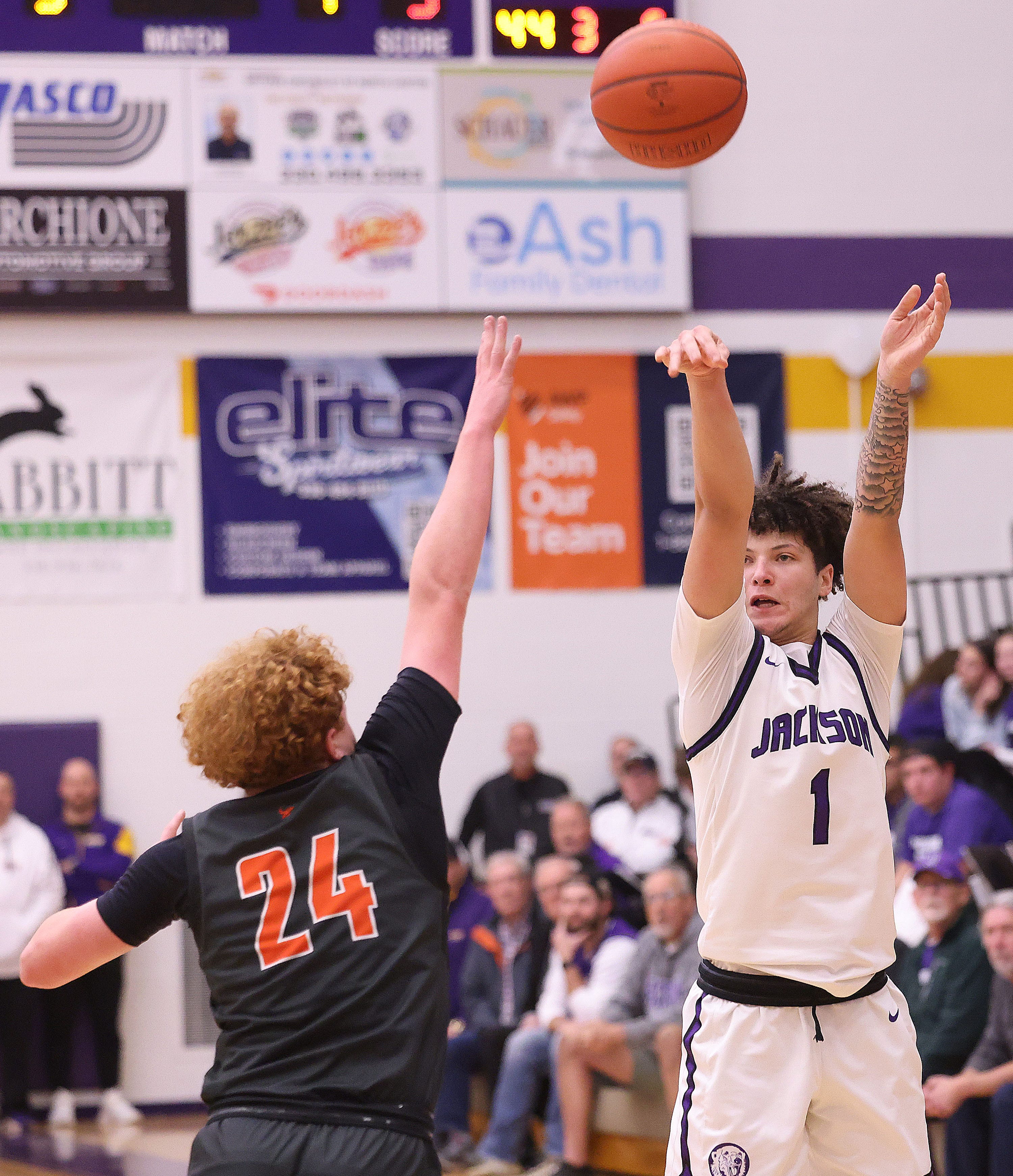 Jackson High School boys basketball outlasts Hoover behind Mitch ...