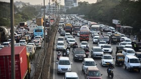 Coldplay Concert At DY Patil Stadium: Traffic Snarl On Sion-Panvel ...