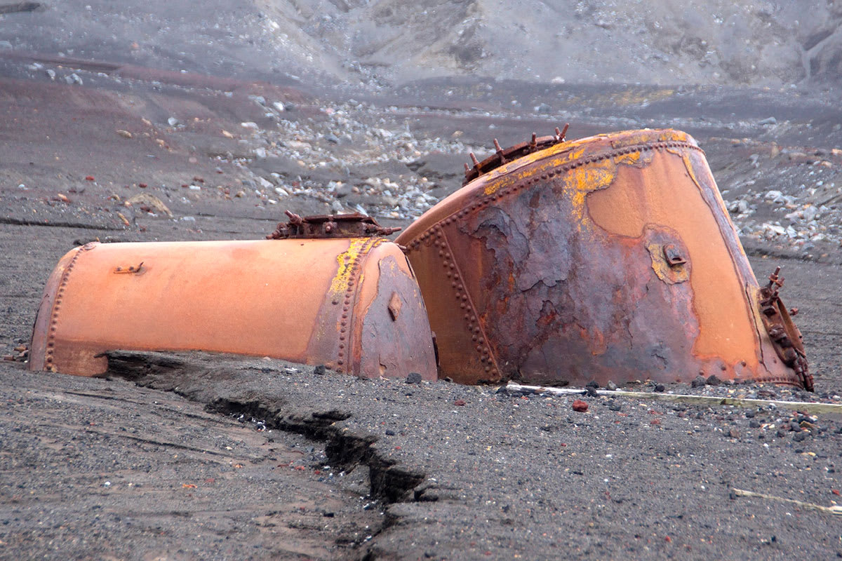 Russian discovery of a 511 billion barrel oil deposit in Antarctica ...