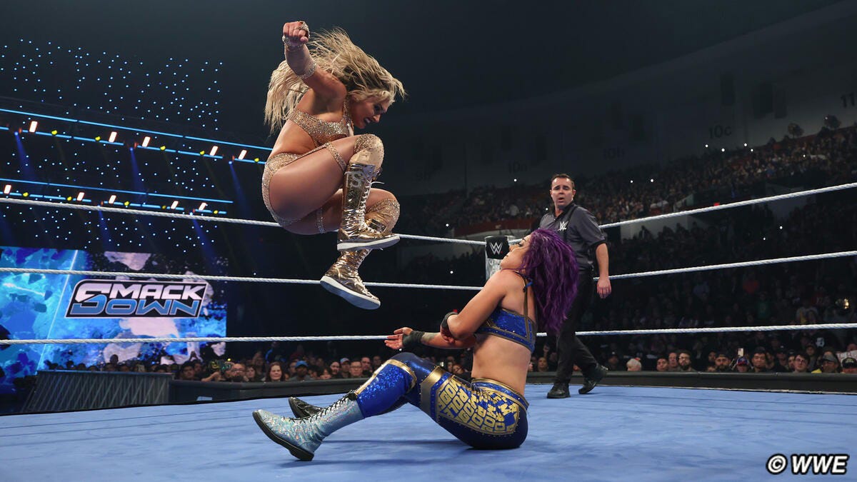 WWE SmackDown takeaways: Crowd ruins Stratton vs. Bayley, Jacob Fatu ...