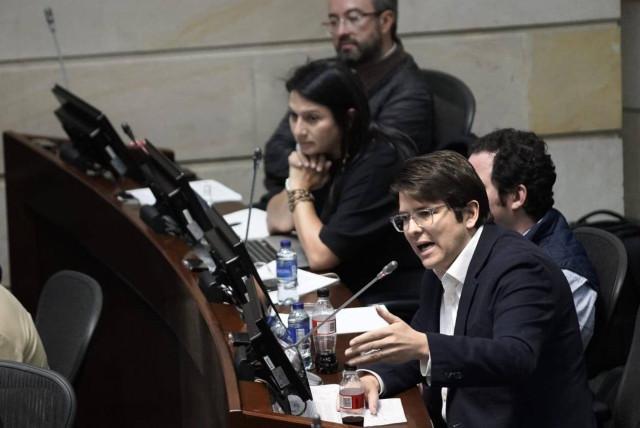 Radican proyecto de ley que busca penalizar como adultos a los menores ...