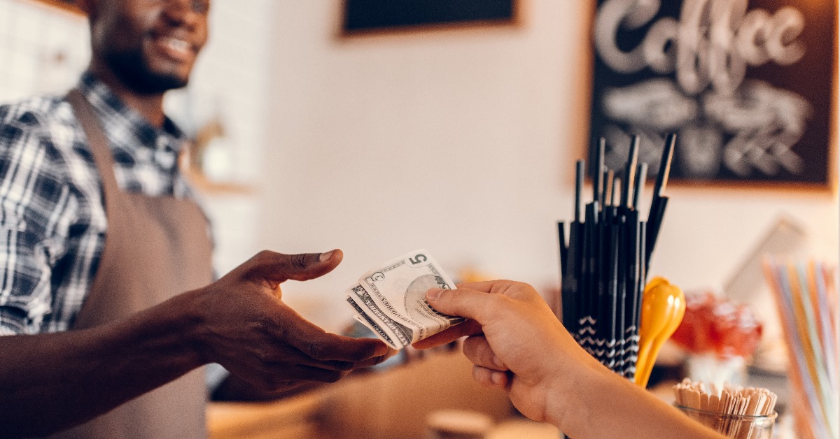 15 Things Smart Shoppers Always Pay for in Cash