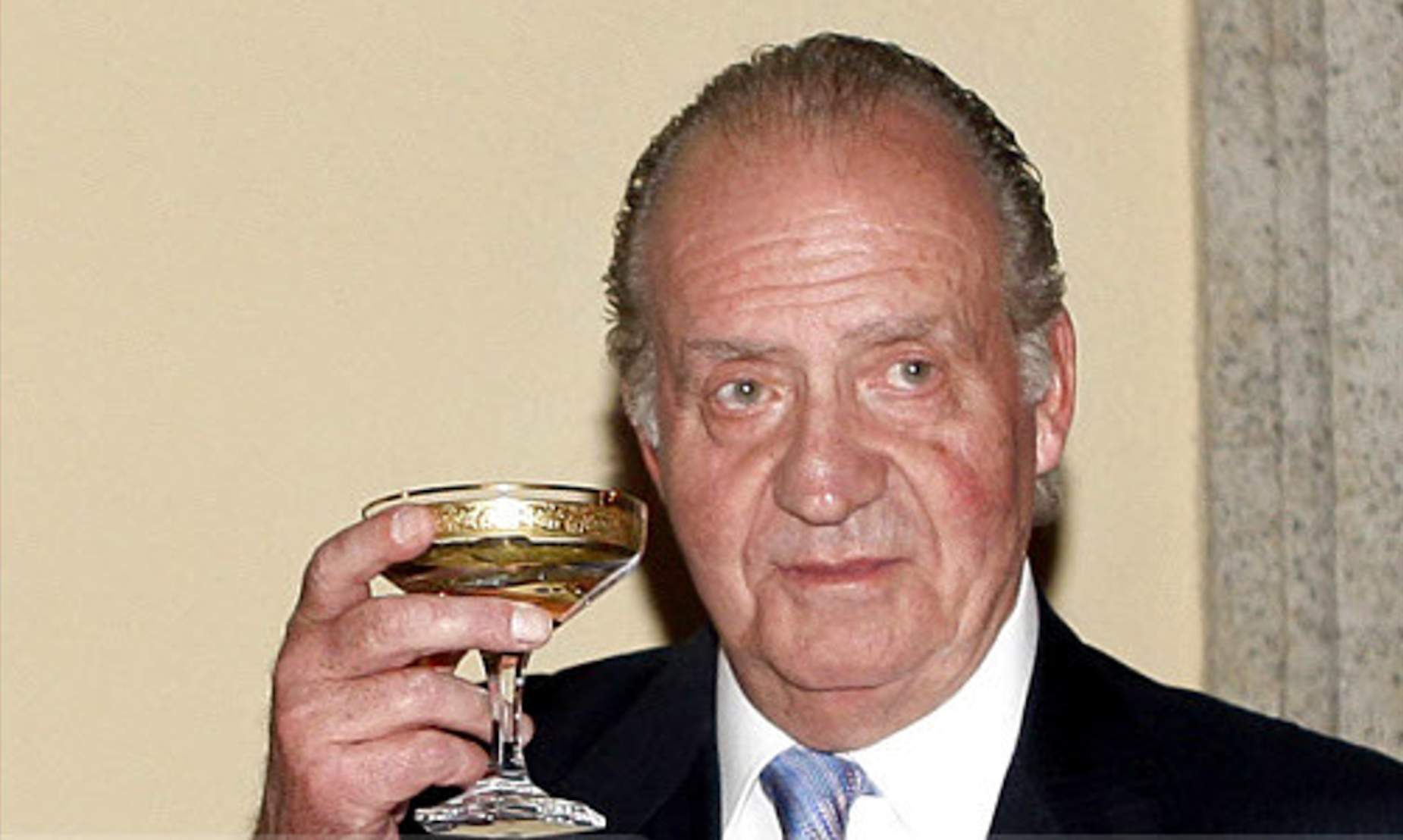 Juan Carlos I no quiso viajar a Sanxenxo para que España no lo viera ...