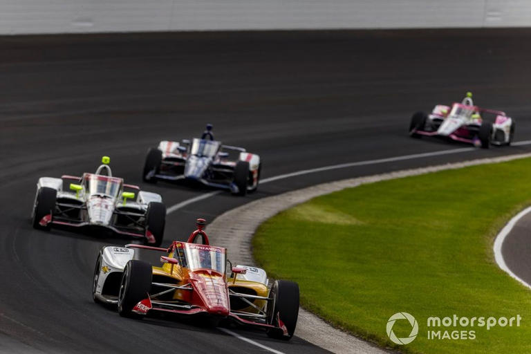 Newgarden urges IndyCar to introduce a lighter chassis in 2027