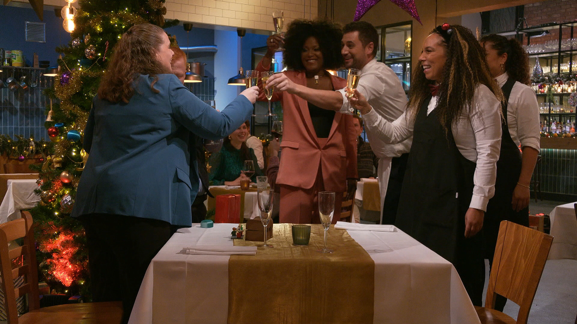 First Dates barman Victor Abeln beleeft reis van zijn leven