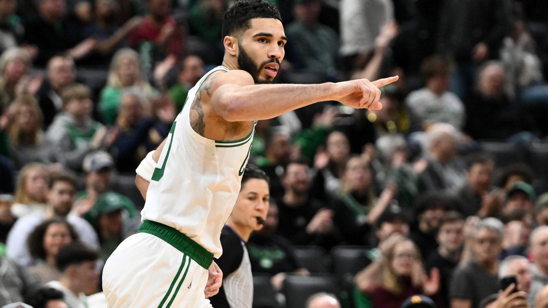Celtics-Magic Notebook: Jayson Tatum dominates, Jaylen Brown brings the ...