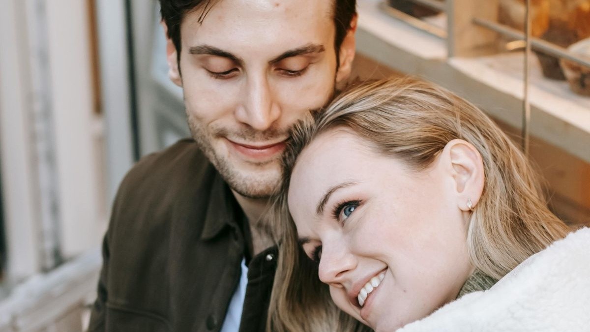 What Does It Mean to Be FRIENDS with Benefits?