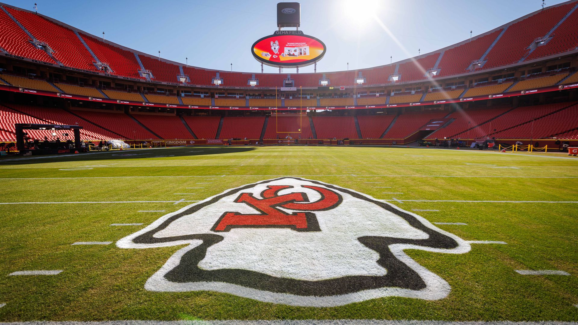 Chiefs-Texans LIVE updates: Kickoff coming soon at Arrowhead