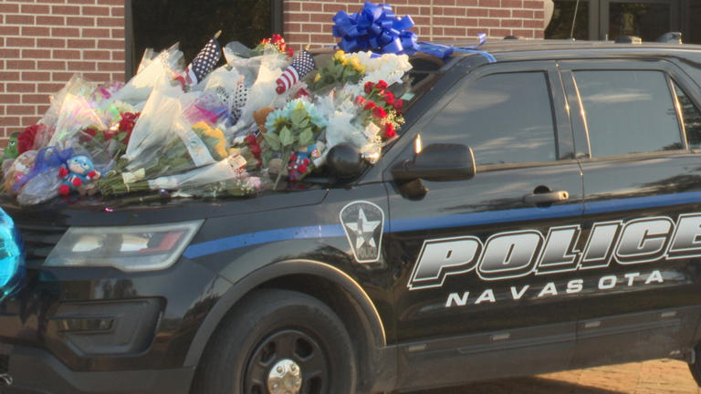 Navasotans working to process the loss of Sgt. Mark Butler