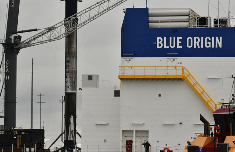 Blue Origin's Jacklyn arrives back at Port Canaveral without New Glenn ...