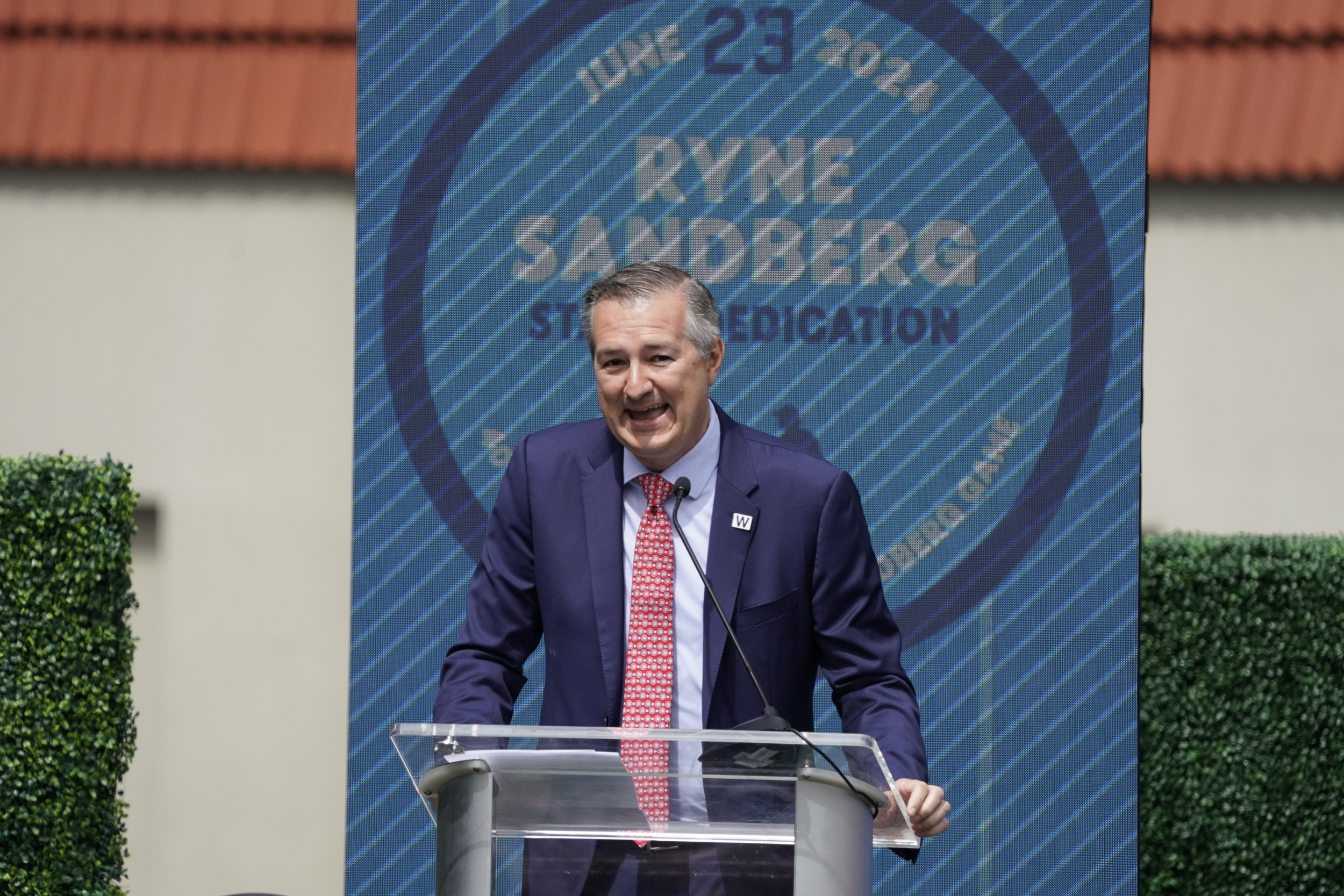 Cubs chairman Tom Ricketts has revealing comments on team's offseason ...