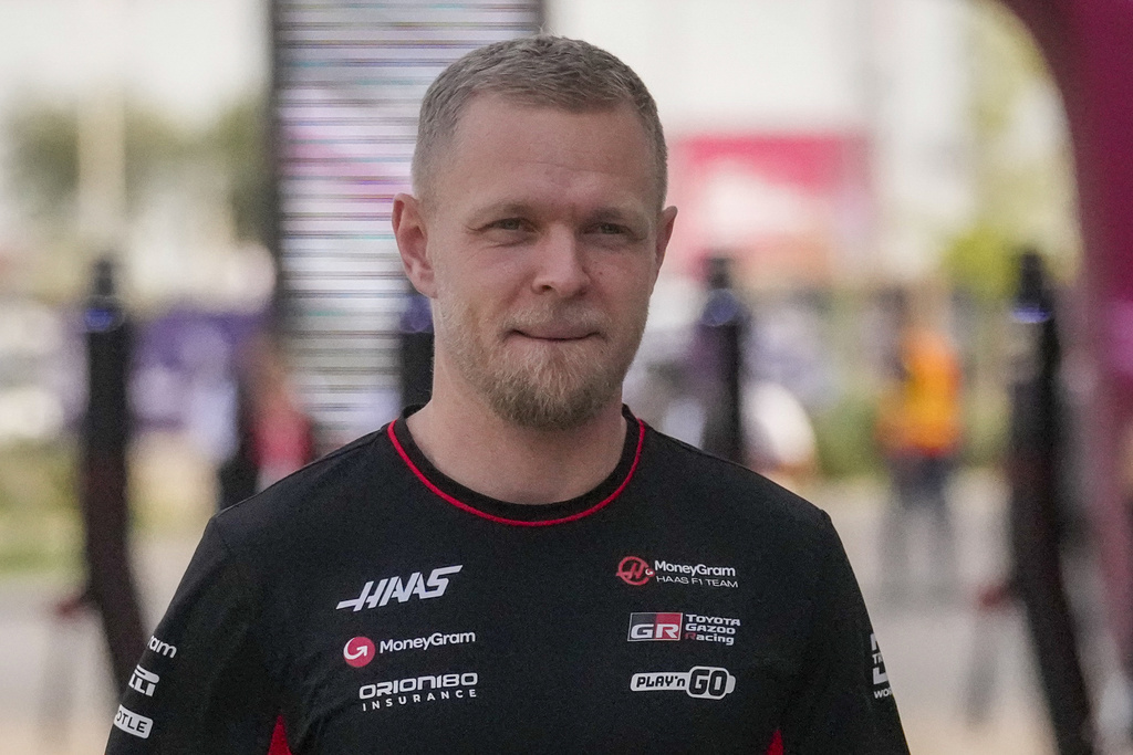 Magnussen puts F1 in rearview mirror for good and begins his 2nd career ...
