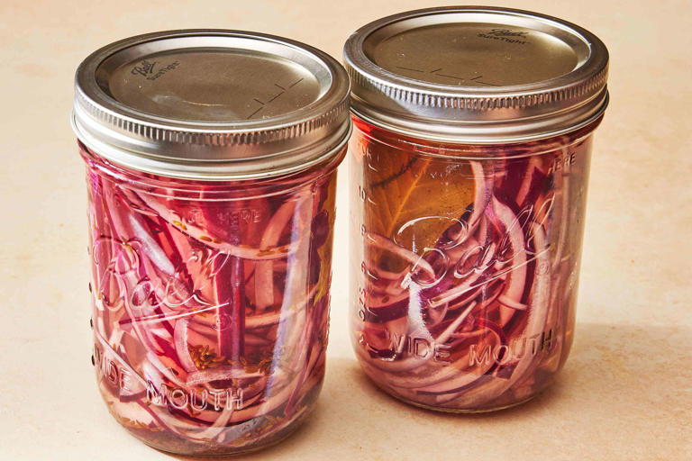 The 4-Ingredient Mason Jar Staple Every Southerner Should Always Have ...