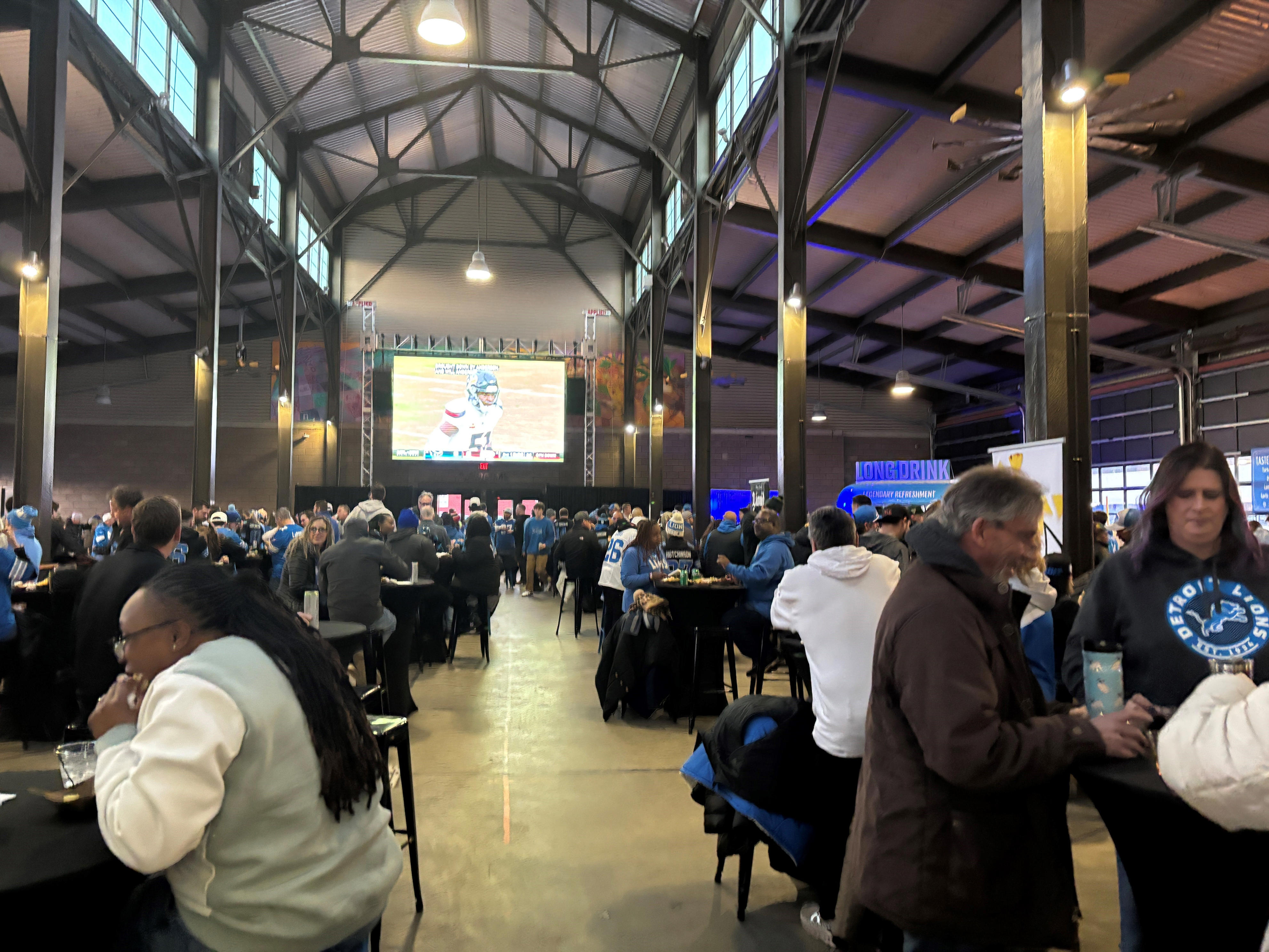 Lions vs Commanders: Pregame updates as fans pack downtown Detroit for ...