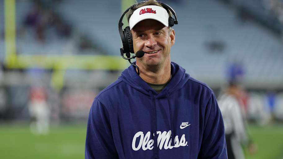 Lane Kiffin shares surprisingly sweet Landry, Presley daughters post