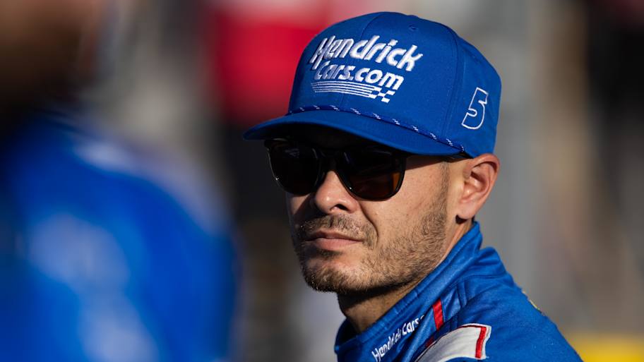 Kyle Larson Crashes Twice, Never Loses Lead on Path to Third Chili Bowl Win