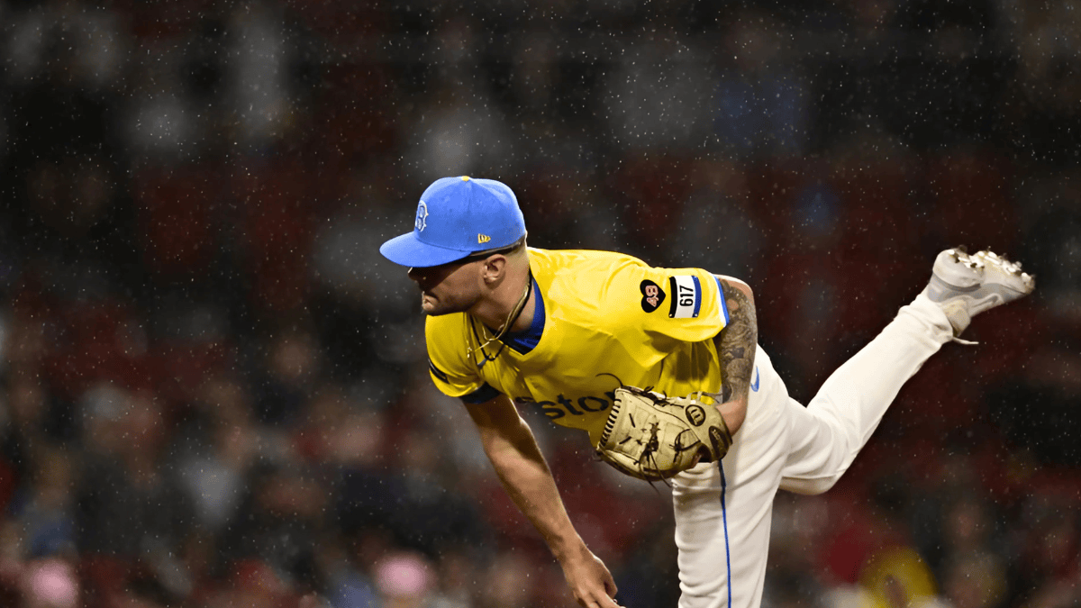 MLB: Red Sox and Pirates Swap Pitchers