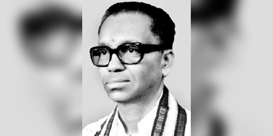 BRS leader Kavitha urges govt to install statue of Dasarathi at ...