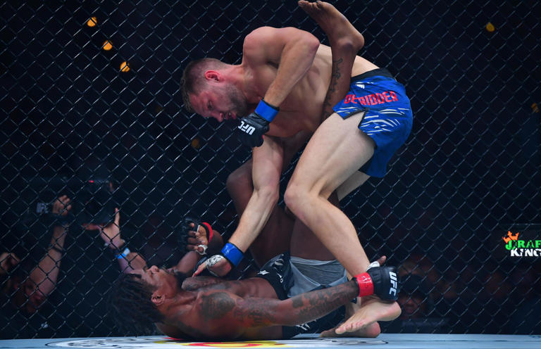 Reinier de Ridder def. Kevin Holland at UFC 311: Best photos