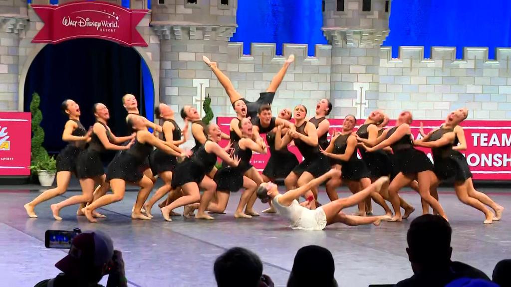 Minnesota dance team stuns in semi-finals, one rookie reflects on the ...