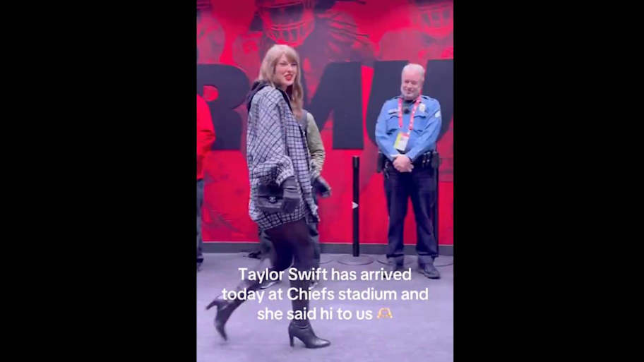 Taylor Swift Had Fired-Up Message for Chiefs Fans Before Playoff Game ...