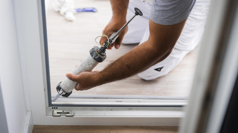 The Difference Between Caulking And Silicone (& Which Is Right For You)