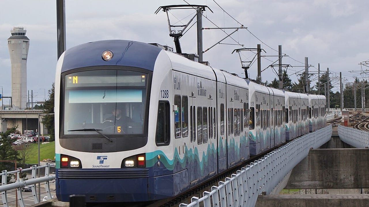 Link light rail weekend service disruptions between Capitol Hill and SODO