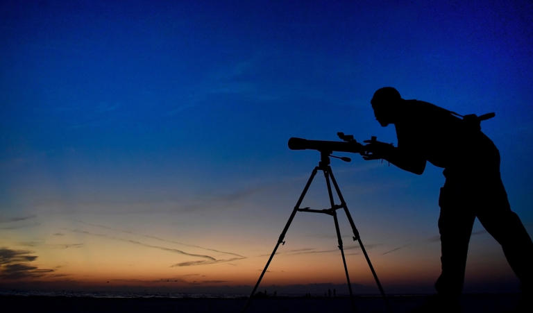 Six planets are aligning this month. Here's the best time to see the ...