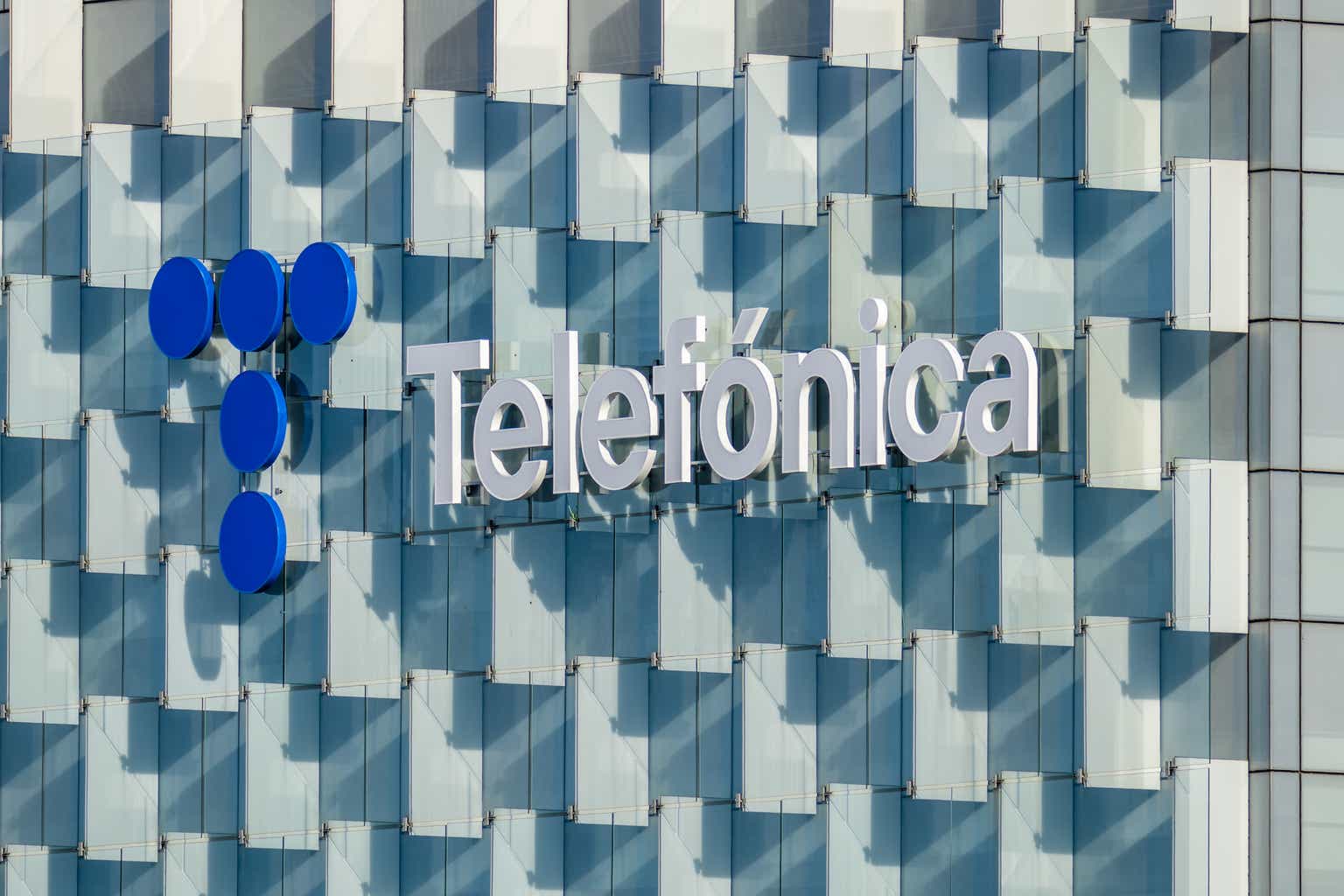 Spain's Telefonica sells troubled Peru unit for $1.02M