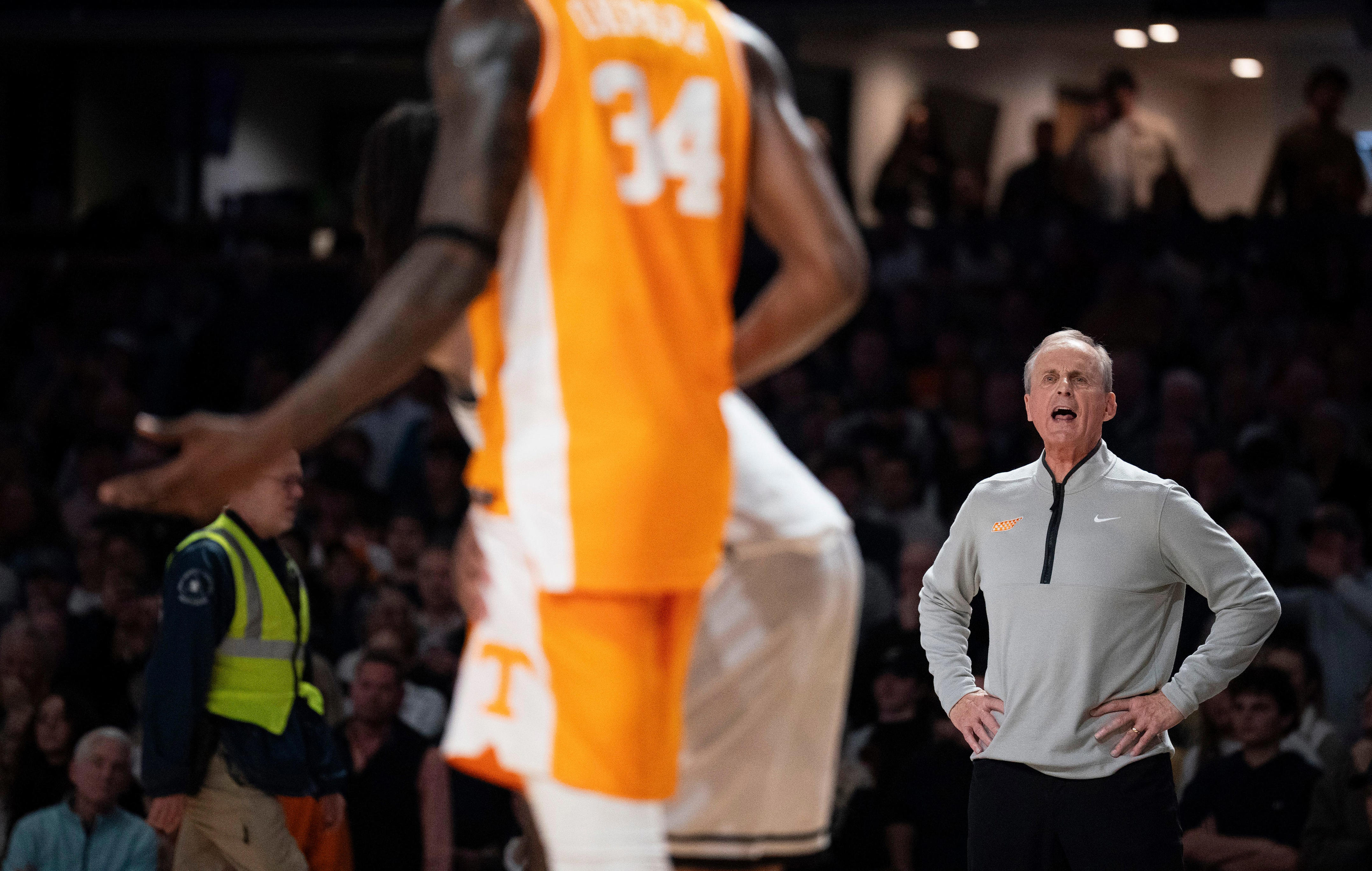 What Tennessee coach Rick Barnes said about Auburn basketball, Bruce ...