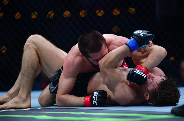 Tagir Ulanbekov def. Clayton Carpenter at UFC 311: Best photos