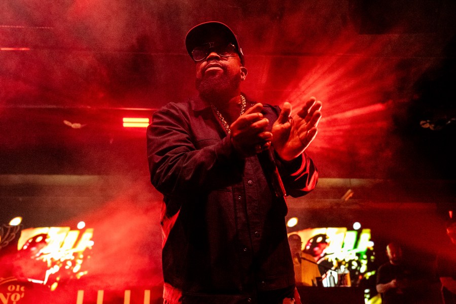 Rapper Big Boi, formerly of Outkast, rocks Arrowhead halftime show