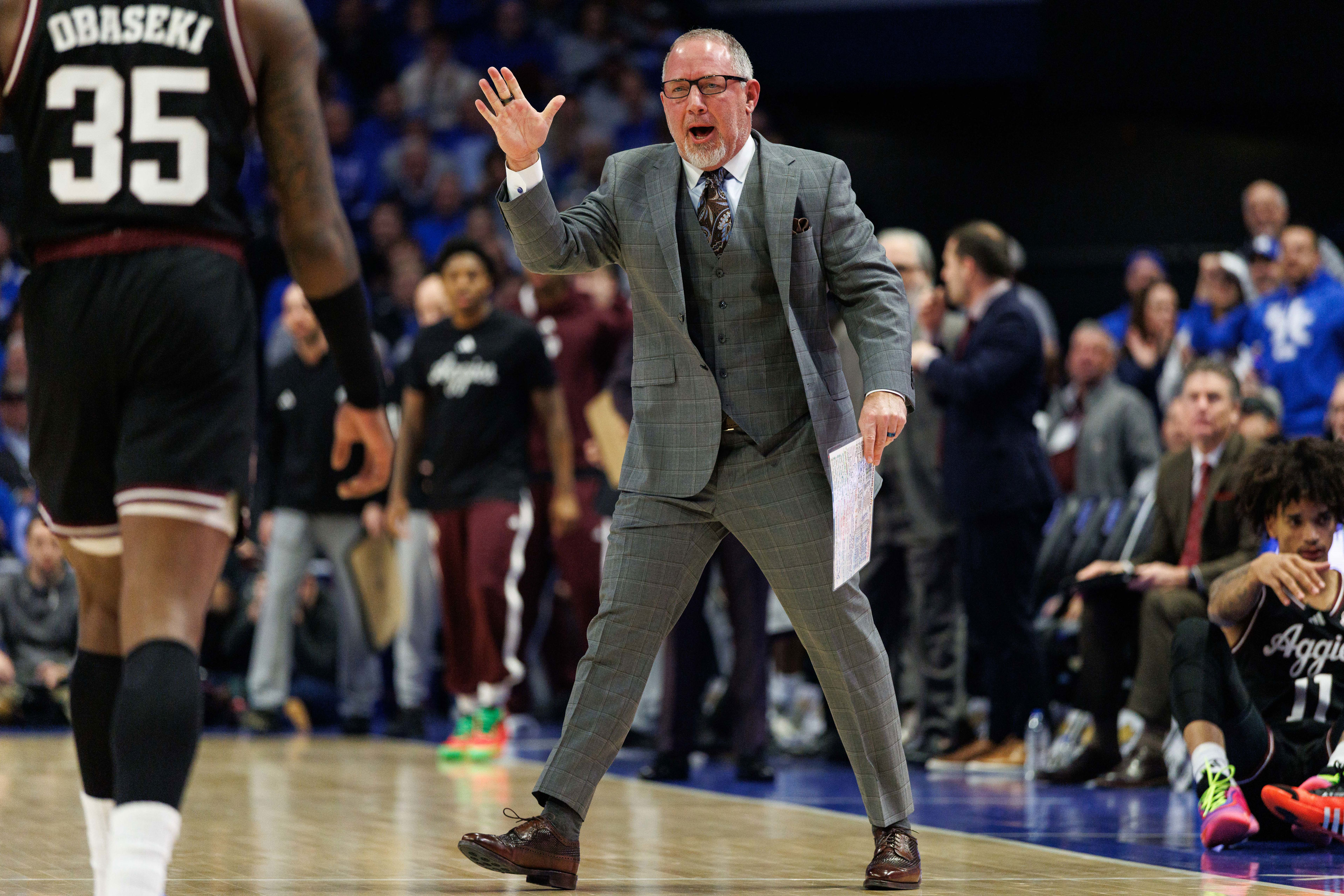 Texas A&M basketball not looking past South Carolina despite 0-8 SEC record