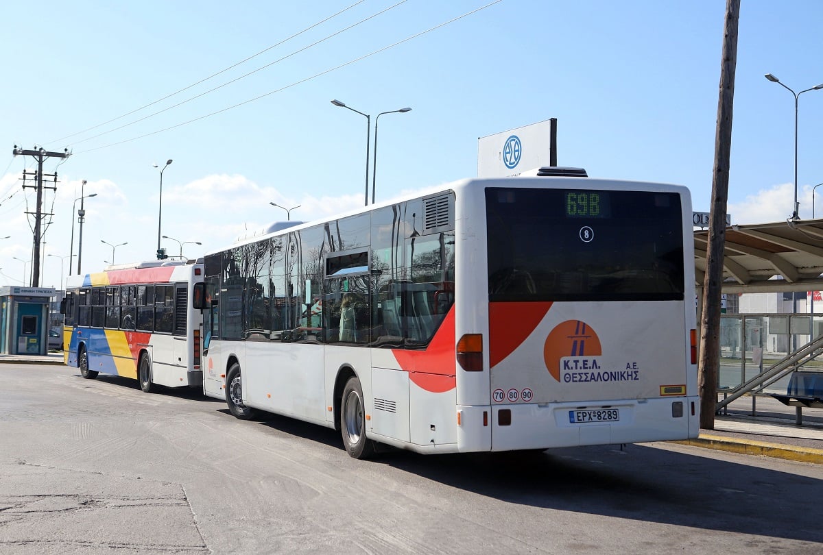 «Για την ασφάλειά σας οι αλλοδαποί ταξιδεύουν βράδυ»: Ρατσιστικό ...