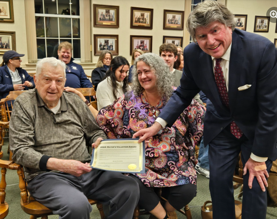 After 62 years on Franklin Lakes Planning Board, 92-year-old steps down