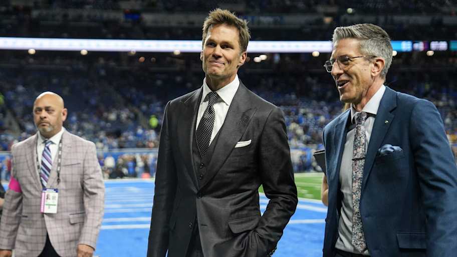 Raiders pulling out all stops in battle with Bears for Ben Johnson