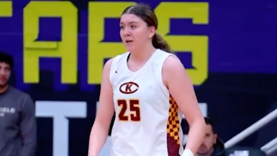 Christ The King GirlsBasketball Goes 1-1 at Hoophall Classic
