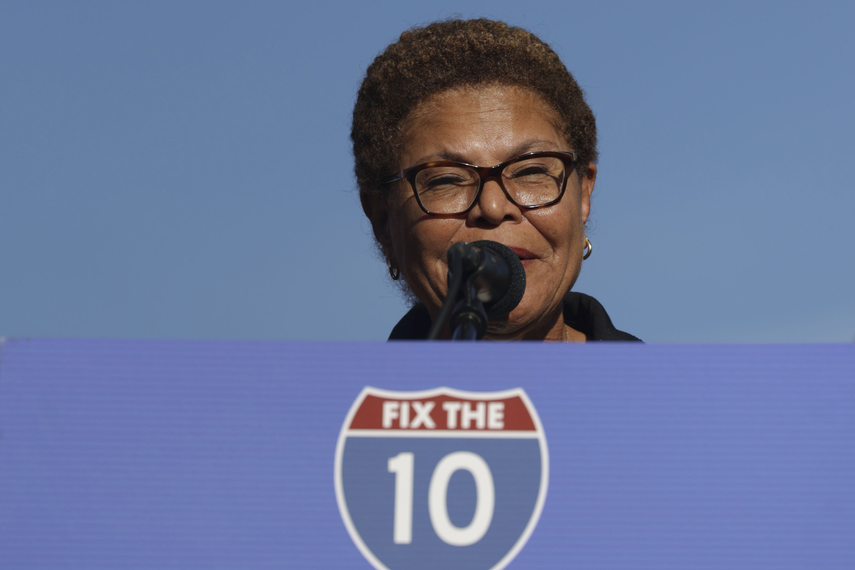 ‘Absolute Mismanagement’: LA Mayor Criticized Over Deadly Wildfires ‘Absolute Mismanagement’: LA Mayor Criticized Over Deadly Wildfires