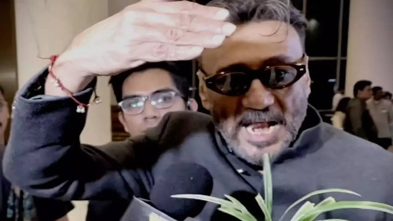 Jackie Shroff Loses His Temper While Talking About Saif Ali Khan ...