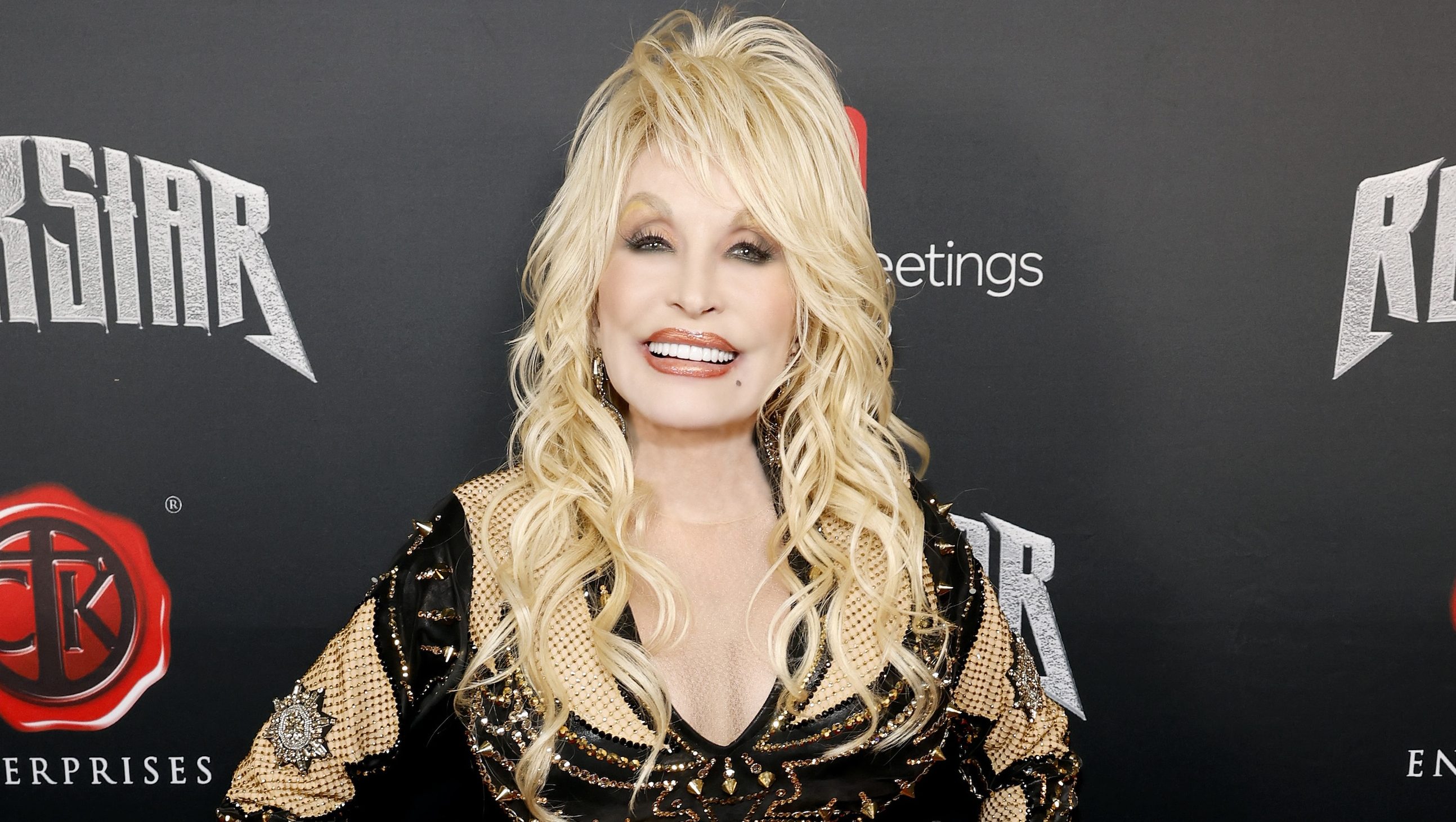 Famous Birthdays Today – January 19: Celebrity Dolly Parton and More