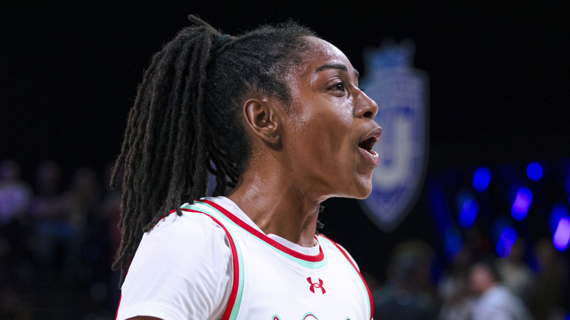 Laces make loud Unrivaled debut